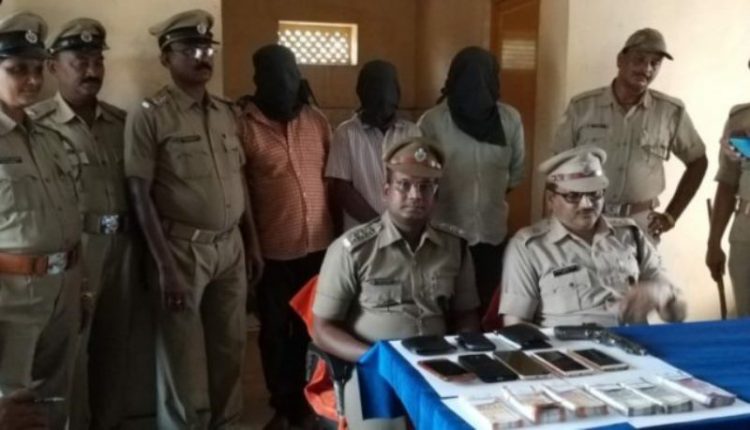 Counterfeit currency racket busted; kingpin held - OrissaPOST Counterfeit currency racket busted; kingpin held - OrissaPOST