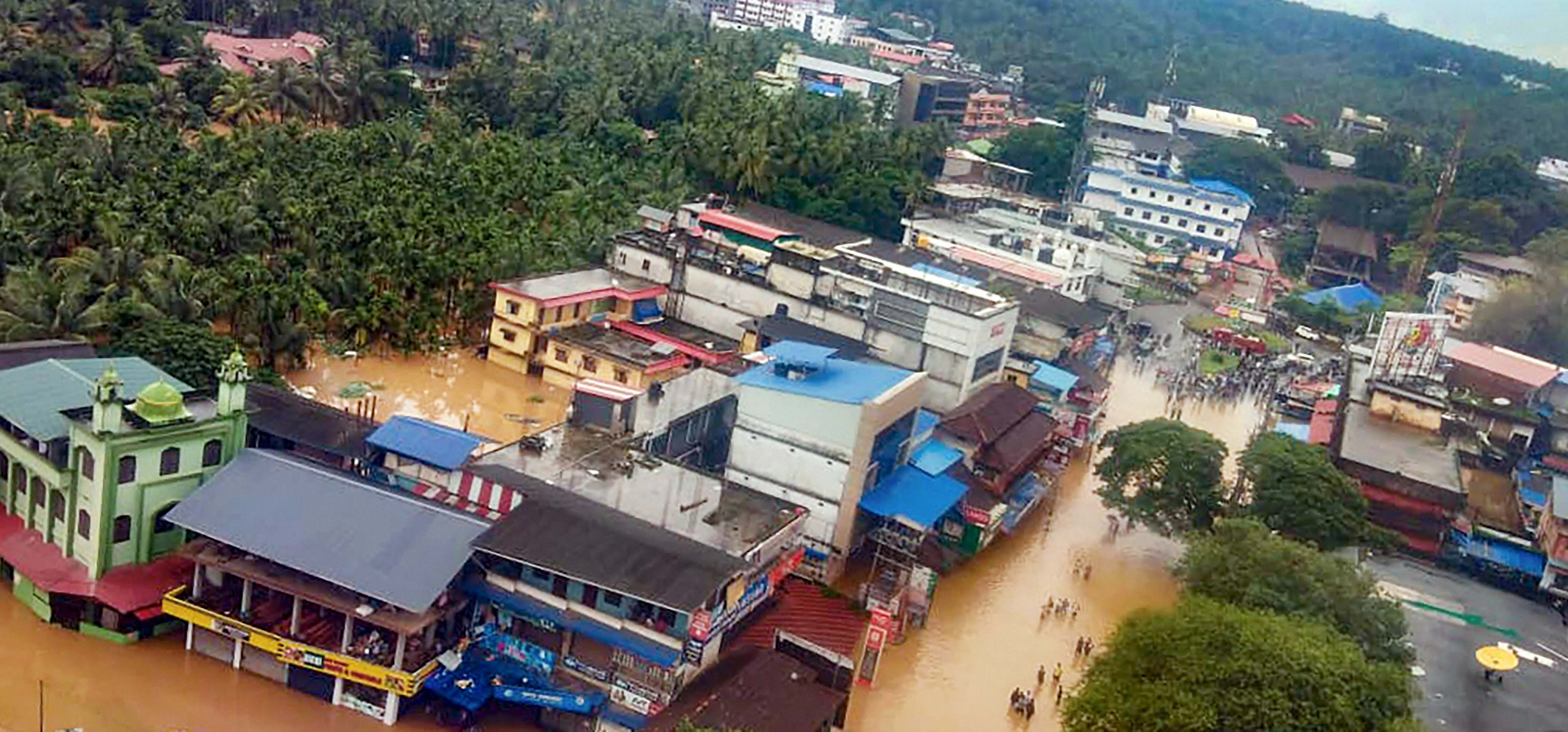 Rain returns with renewed vigour in Kerala, toll rises to 102 - OrissaPOST Rain returns with renewed vigour in Kerala, toll rises to 102 - OrissaPOST