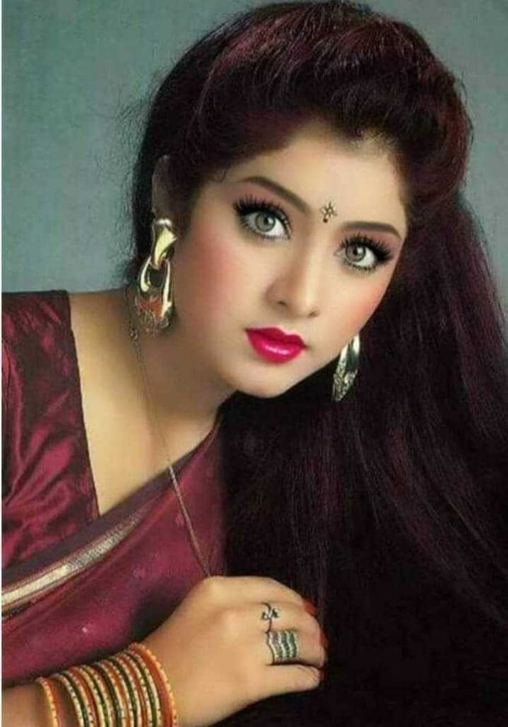 Divya Bharti birth anniversary; strange things happened on sets after Sridevi replaced Divya ...