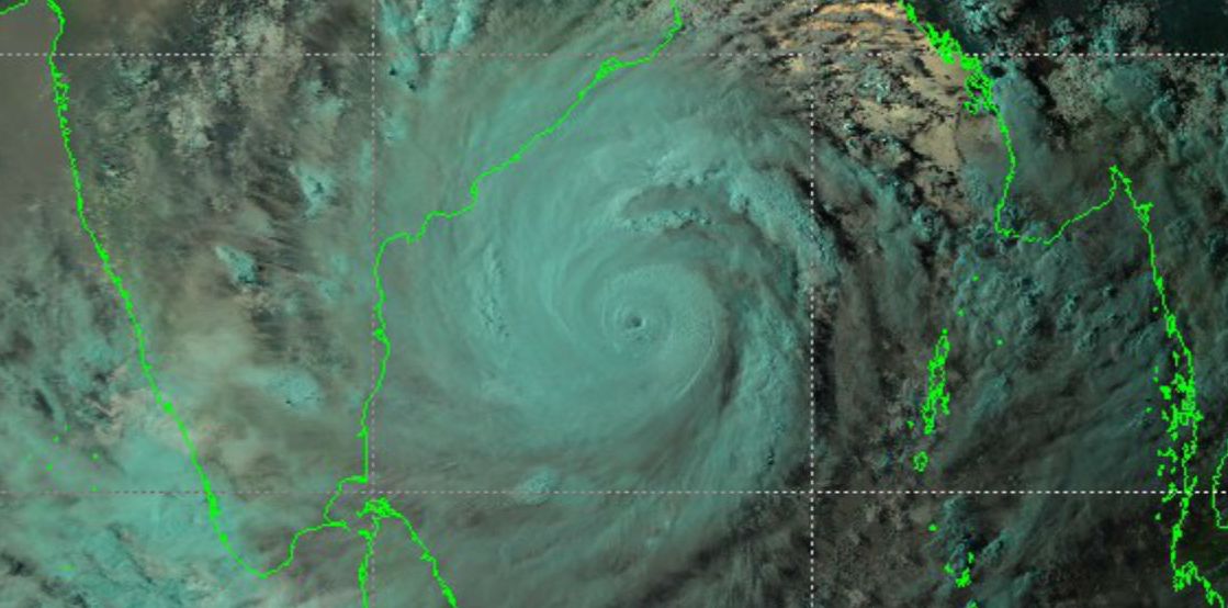 Super cyclone ‘Amphan’ just 570km away from Paradip, 670km from Digha ...