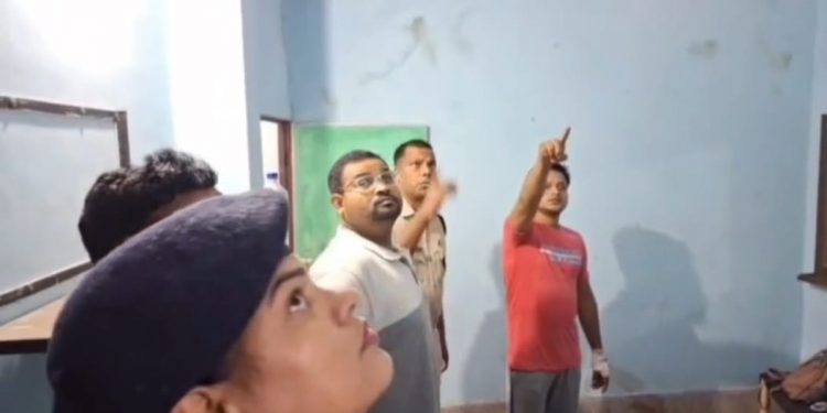 Murder in Berhampur lodge: Cops recreate crime scene
